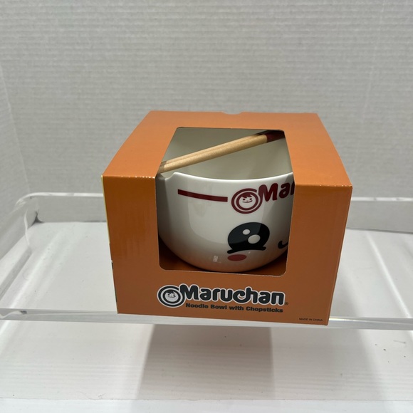 Dining | Maruchan Ramen Noodle Bowl With Chopsticks Smiley Cute Face ...